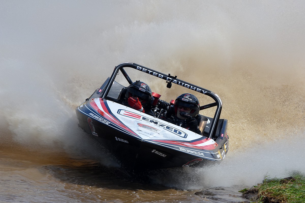 SuperBoat champs wide open heading into Hastings Round - Peter Caughey ...