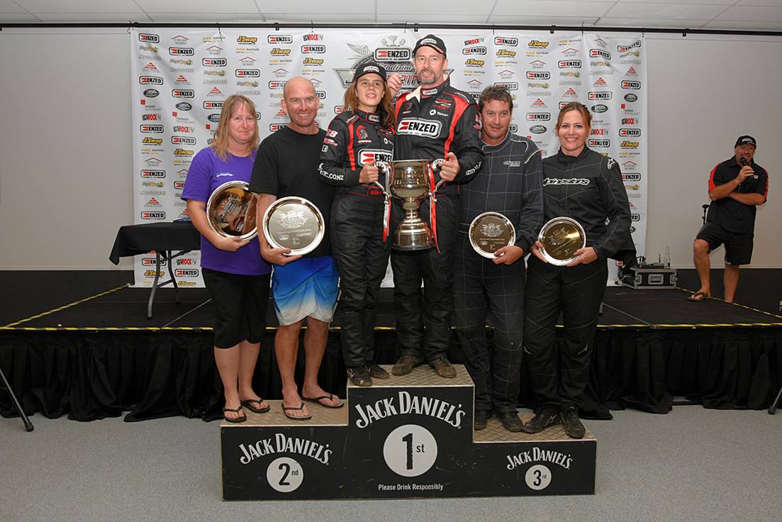 Jetsprinting gladiators thrill the crowds at Baypark's 'Colosseum ...